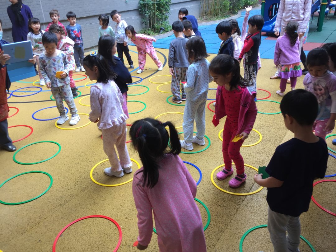 Hula Hoop Maze (patterns) | MathPickle